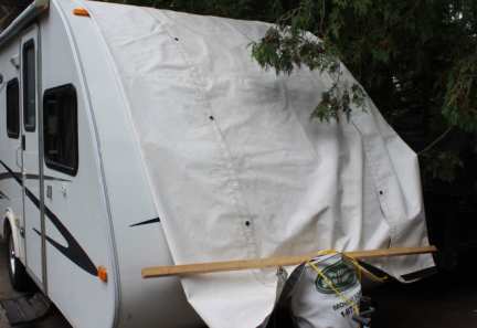 Easy way to install a heavy tarp - Heavy Duty Tarps Canada